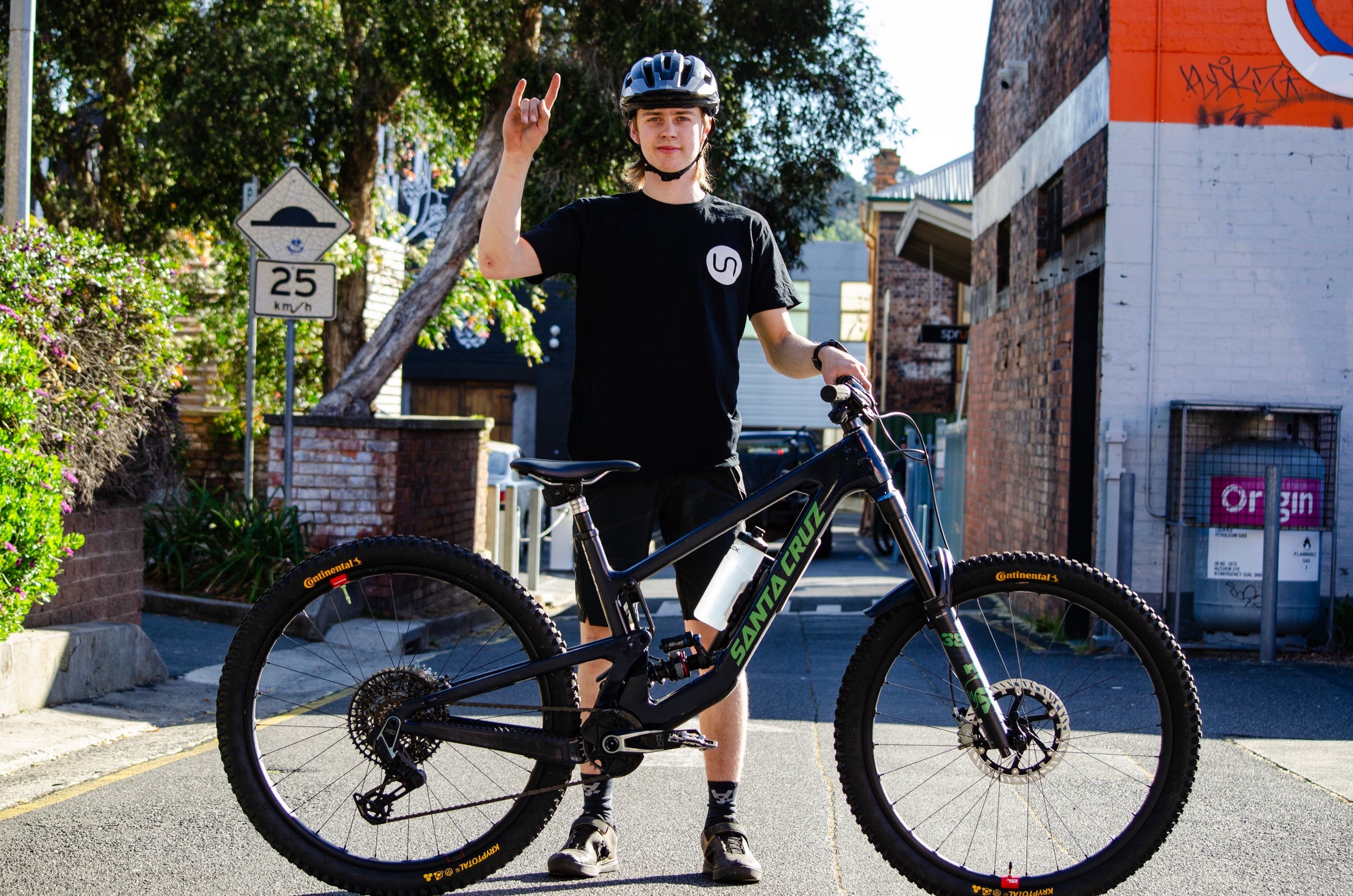 Ambassadors – Sprung